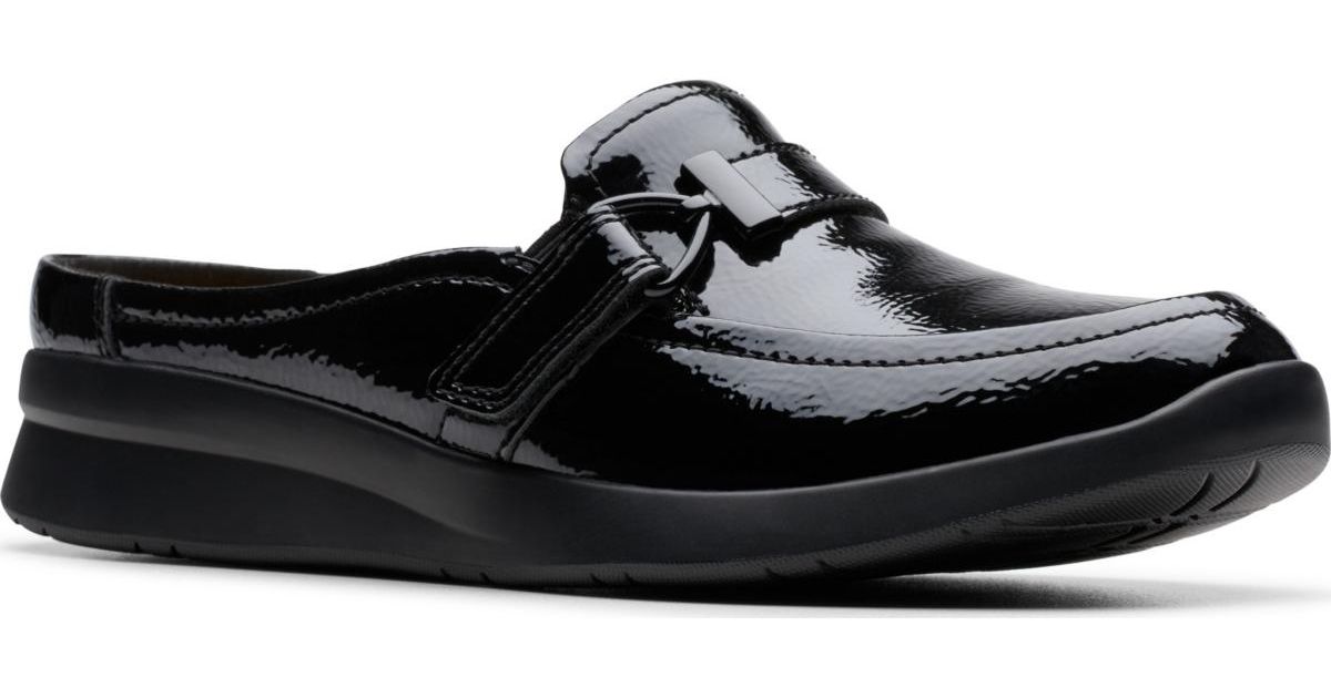 Clarks Ellowyn Amelia Slip-on Mules in Black | Lyst
