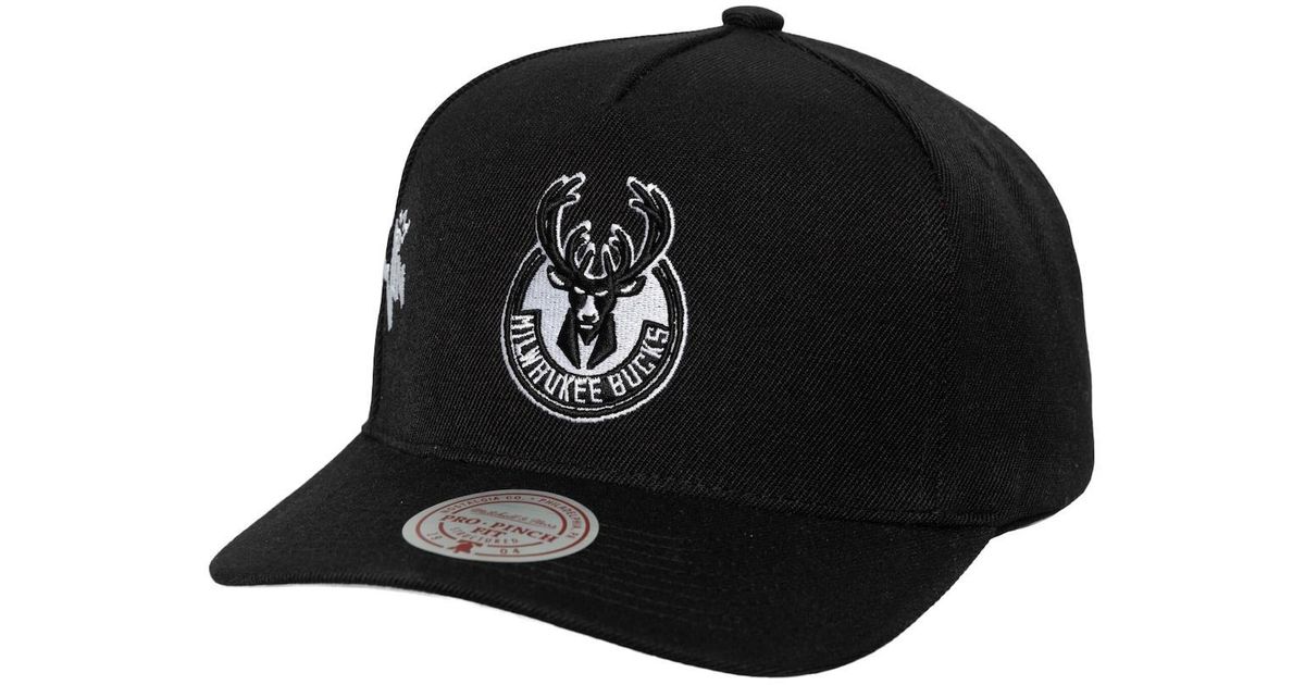 Mitchell & Ness Milwaukee Bucks Born To Win Pro Crown Adjustable Hat in ...
