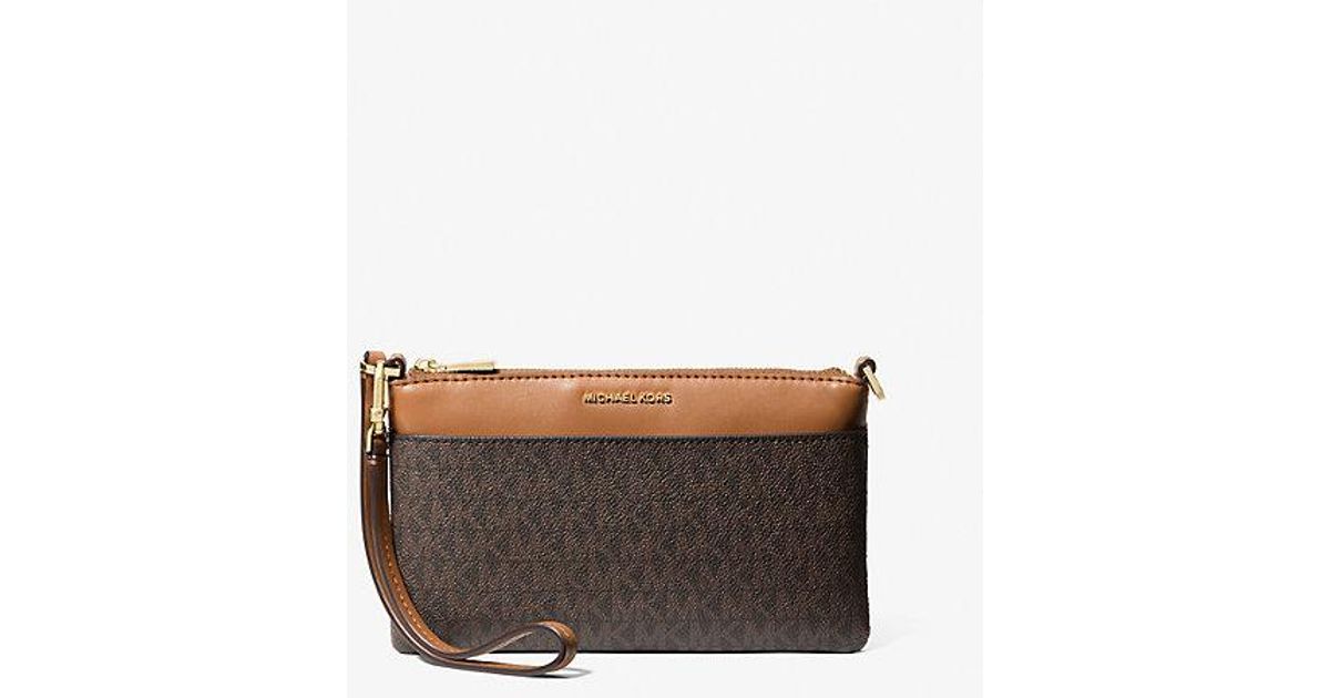 Michael Kors Jet Set Medium Signature Logo Wristlet in Gray | Lyst