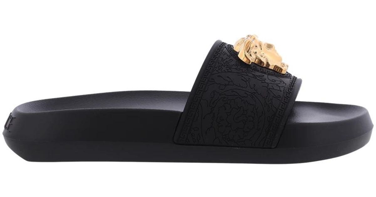 Versace Sliders in Black | Lyst
