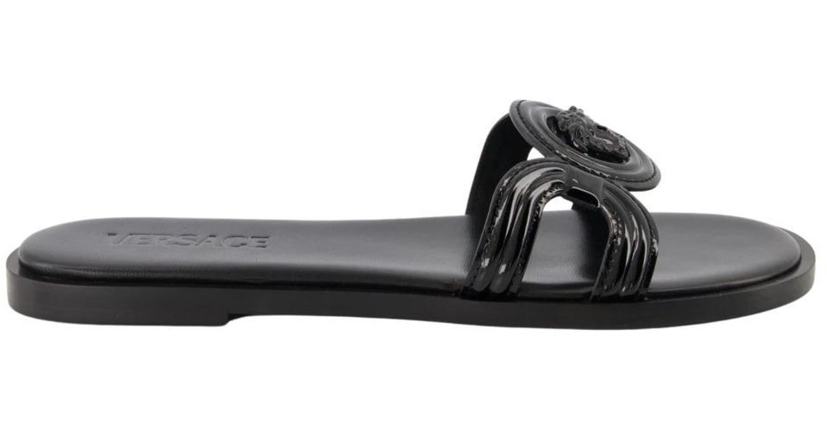 Versace Sliders in Black | Lyst