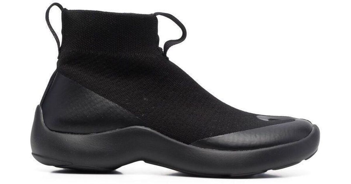 Tabi Pumps in Black | Lyst