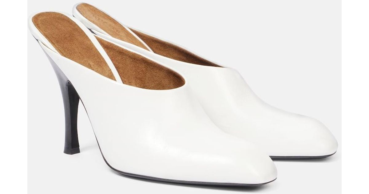 KHAITE Colt 100 Leather Mules in White | Lyst