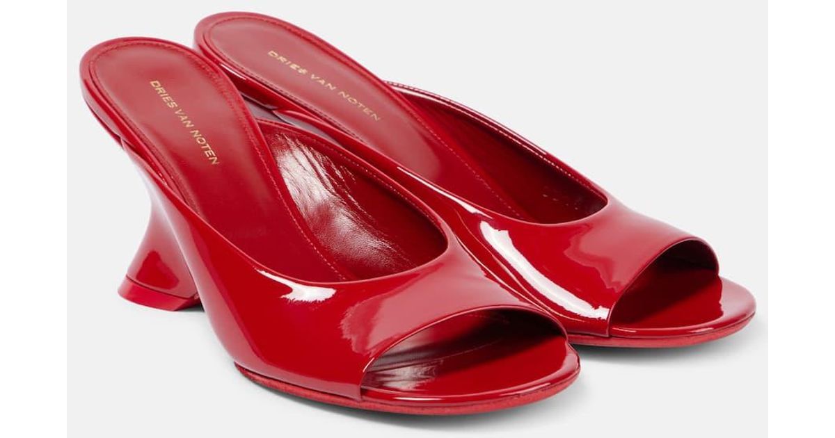 Dries Van Noten Patent Leather Wedge Mules in Red | Lyst