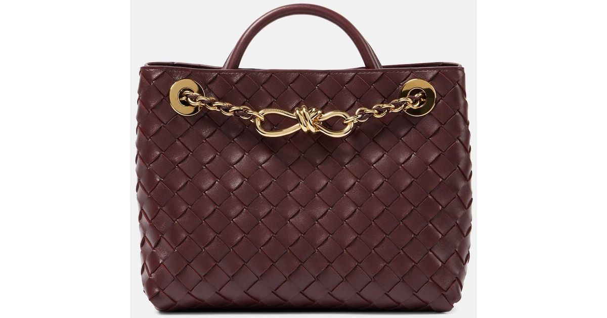 Bottega Veneta Andiamo Chain Knot Small Leather Tote Bag in Red | Lyst