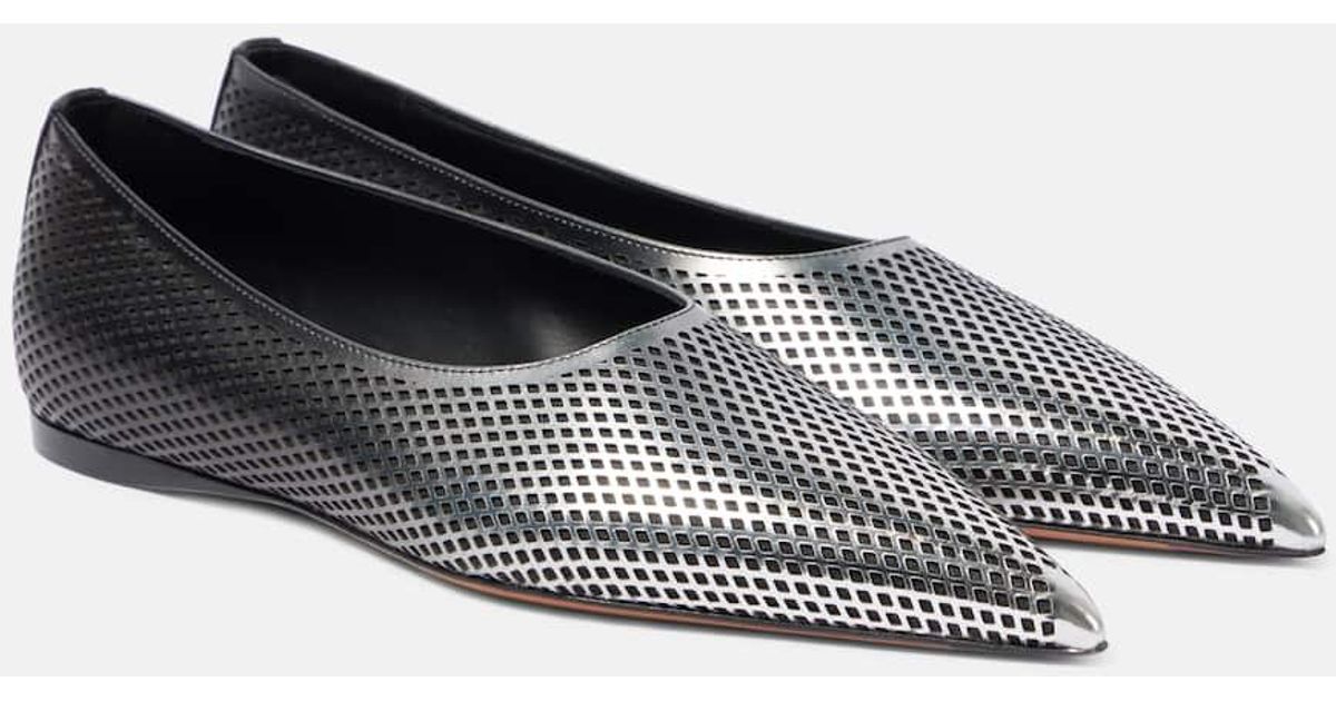 Alaïa Degrade Fishnet Leather Ballet Flats in Gray | Lyst
