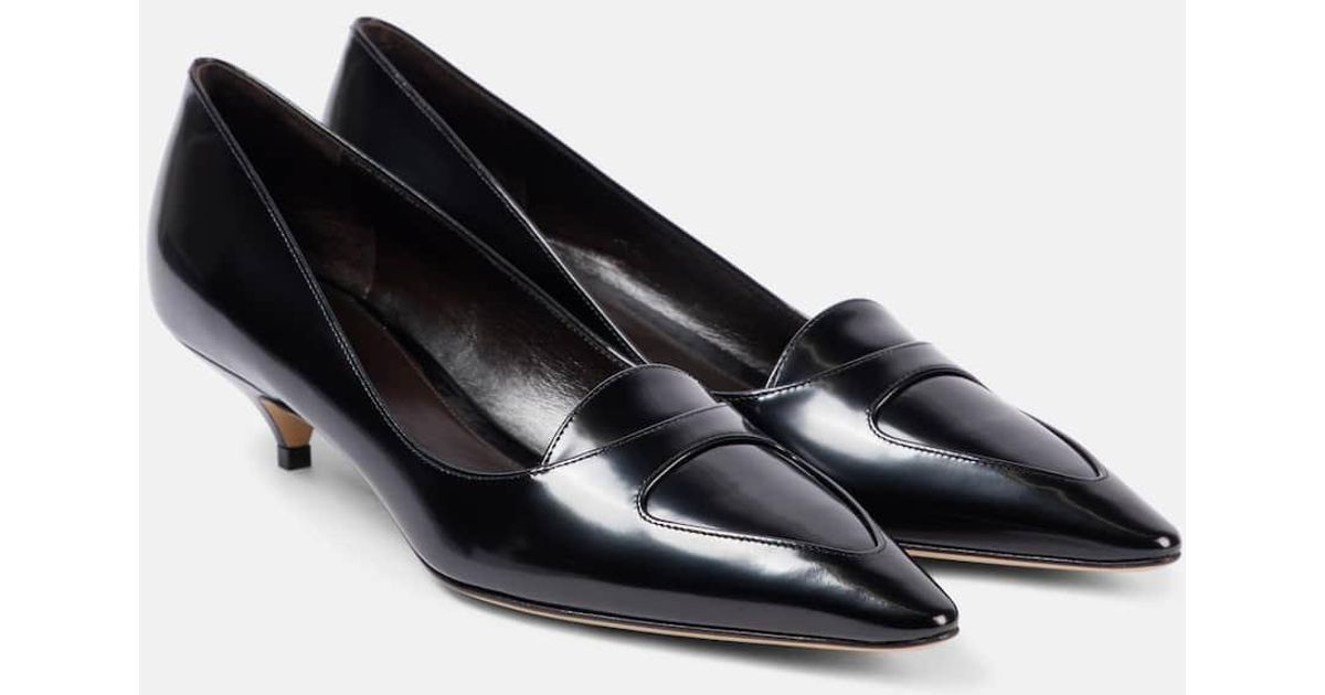 The Row Viv Leather Loafer Pumps in Black | Lyst