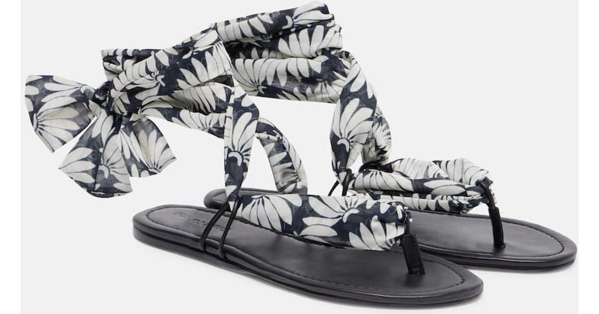 FARM Rio Floral Thong Sandals in White | Lyst