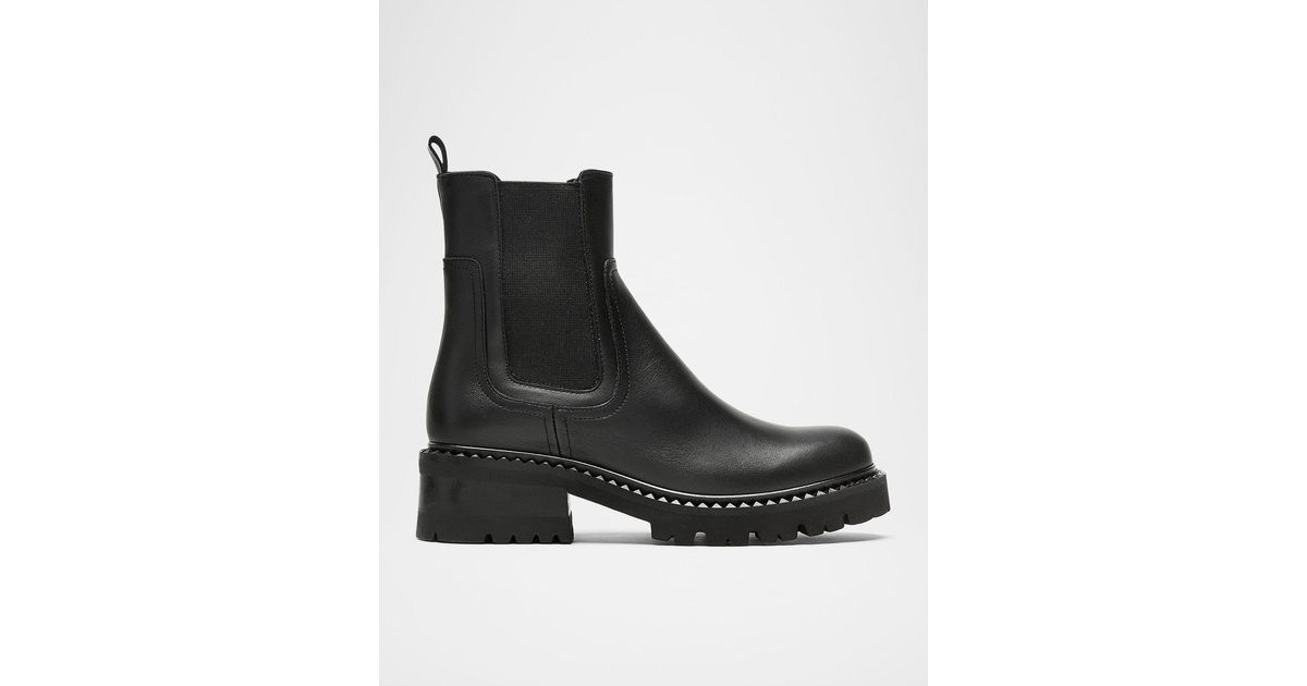La Canadienne Cory Leather Lug-Sole Chelsea Booties in Black | Lyst