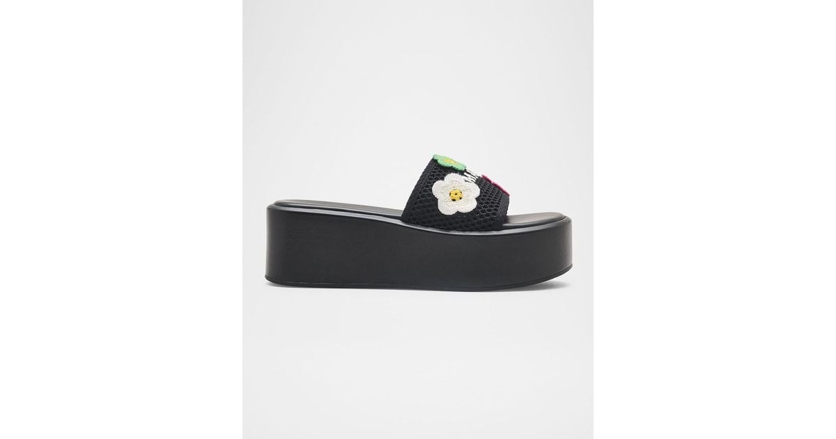 Marc Jacobs The Platform Daisy Crochet Sandals in Black | Lyst