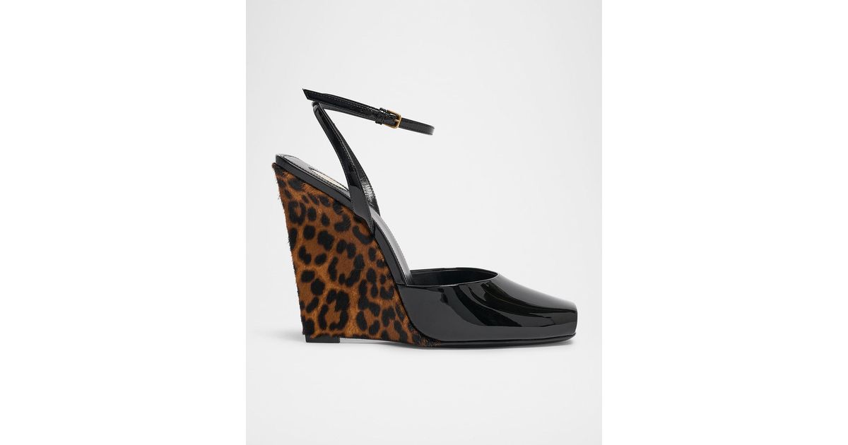 Saint Laurent Le Scandale Patent Leopard Wedge Sandals in White | Lyst