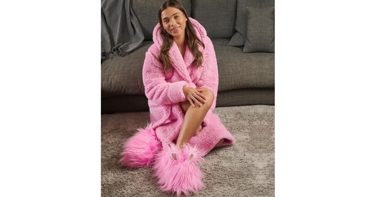 Loungeable Rabbit Faux Fur Slippers New Look in Pink | Lyst UK