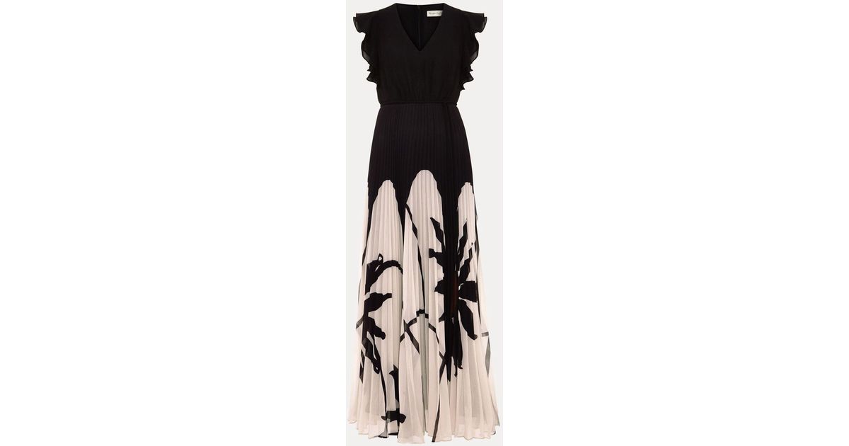 Phase Eight Uma Maxi Dress in Black | Lyst