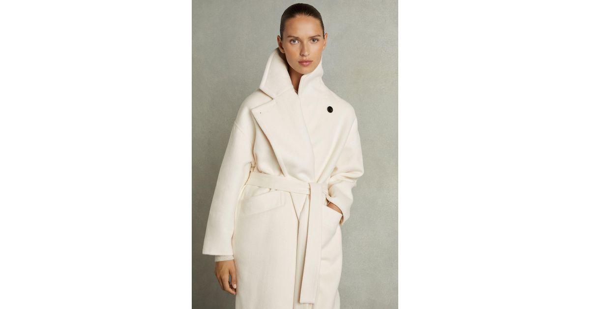 Reiss Petite Wool-Blend Blindseam Coat in Natural | Lyst