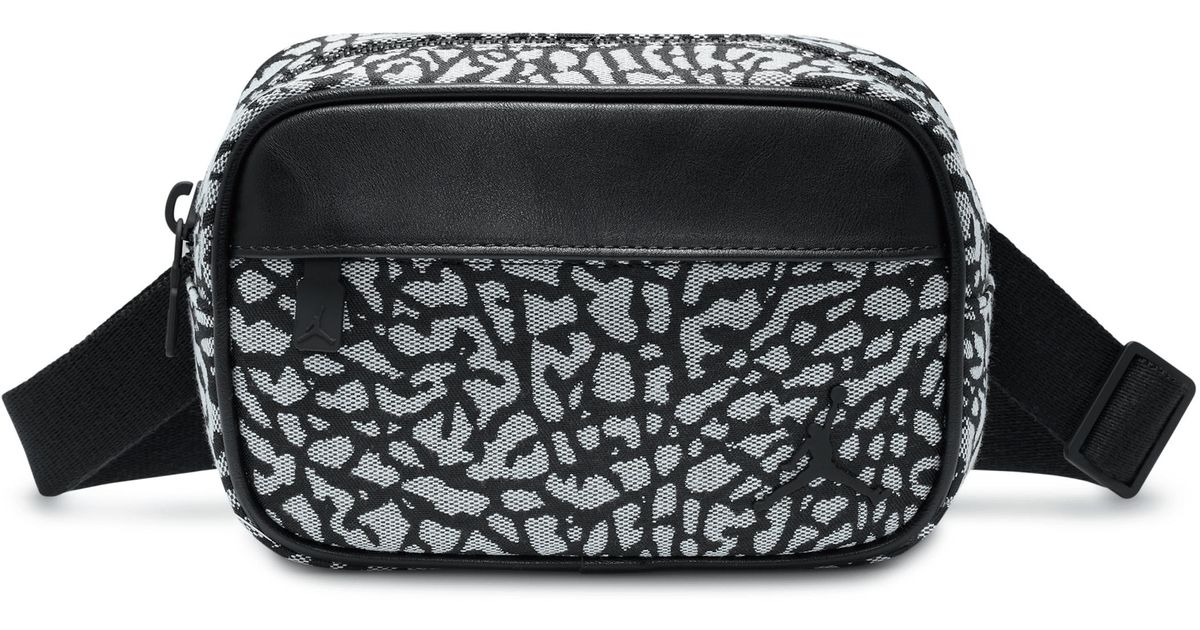 Nike Icon Camera Bag (1.6L) in Black for Men | Lyst