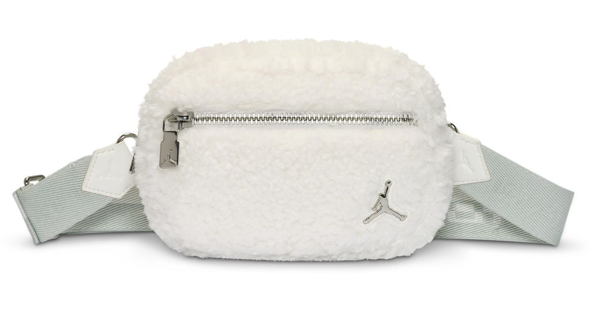Nike Monarch High-Pile Camera Bag (1L) in White | Lyst