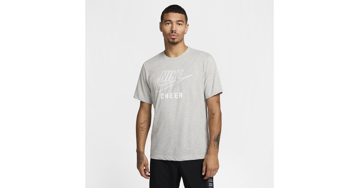 Nike 'Swoosh Cheer T-Shirt in Gray for Men | Lyst