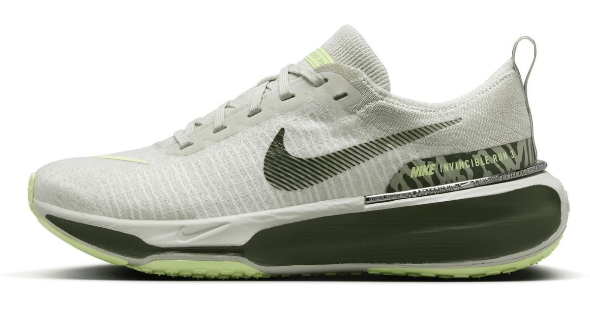 Nike Invincible 3 Premium Road Running Shoes in Green | Lyst