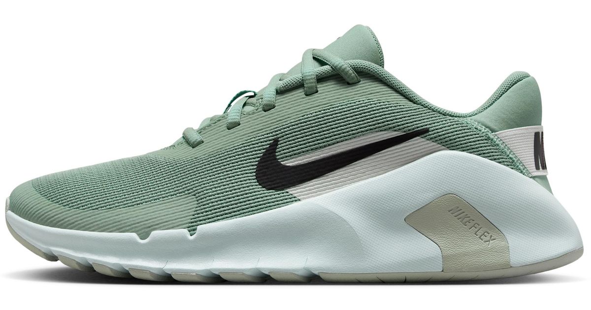 Nike Flex Train Workout Shoes in Green | Lyst