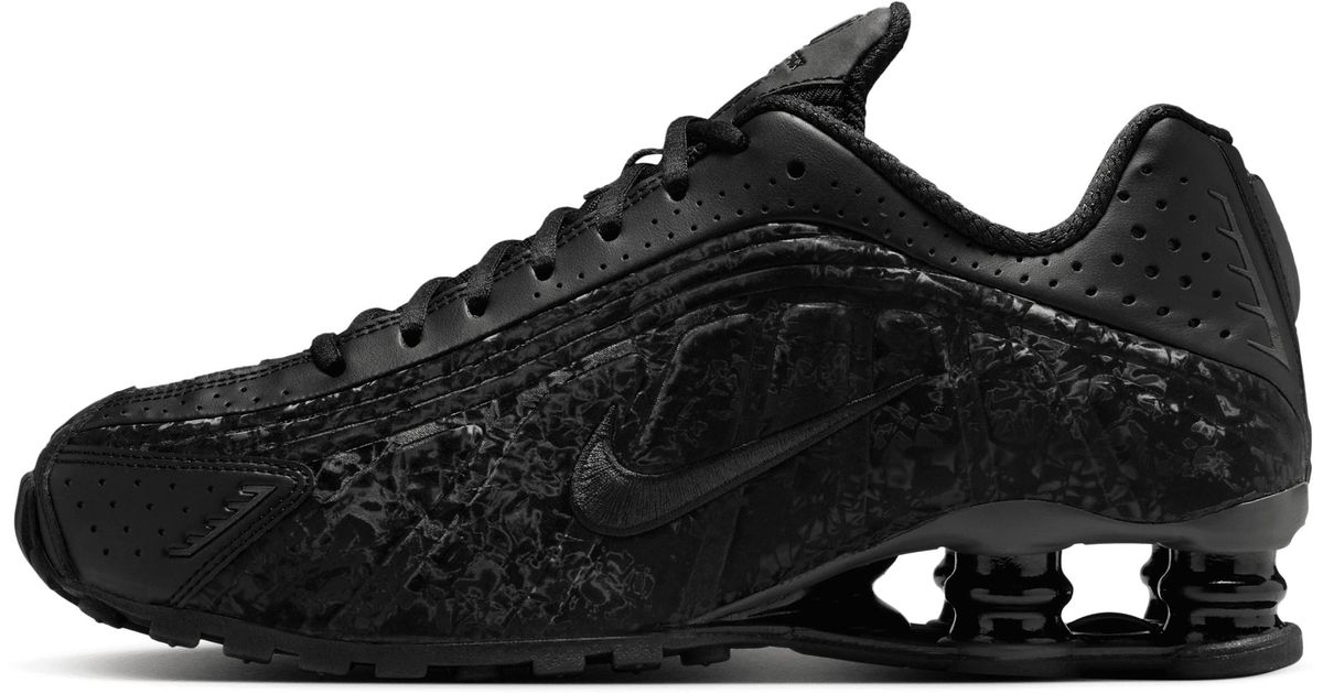 Nike Shox R4 Shoes in Black | Lyst