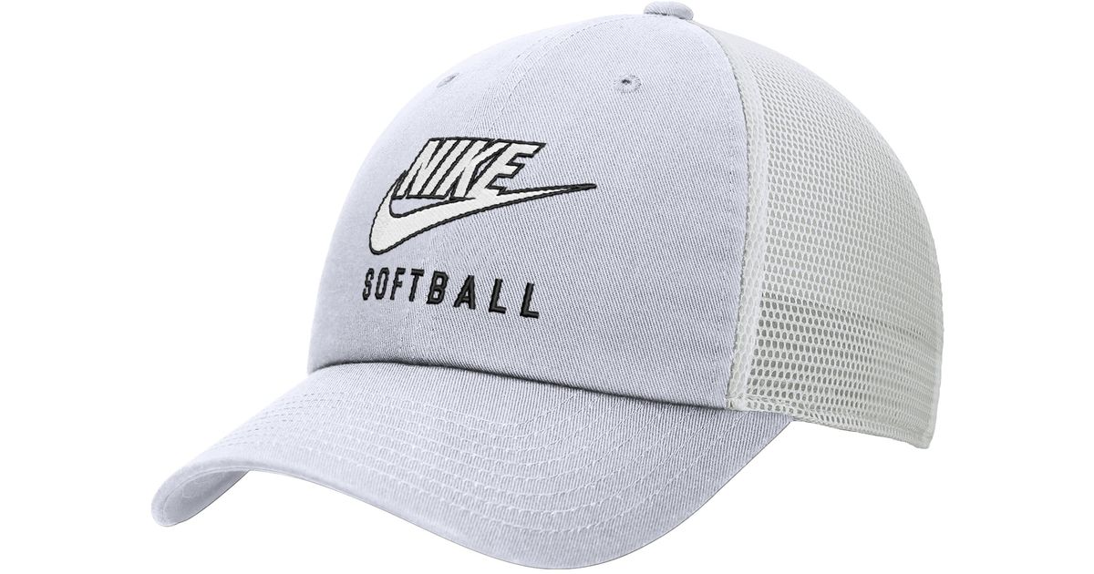 Nike Club Unstructured Softball Swoosh Trucker Cap in Metallic | Lyst