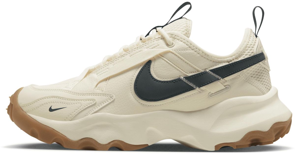 Nike Tc 7900 Shoes in Metallic | Lyst