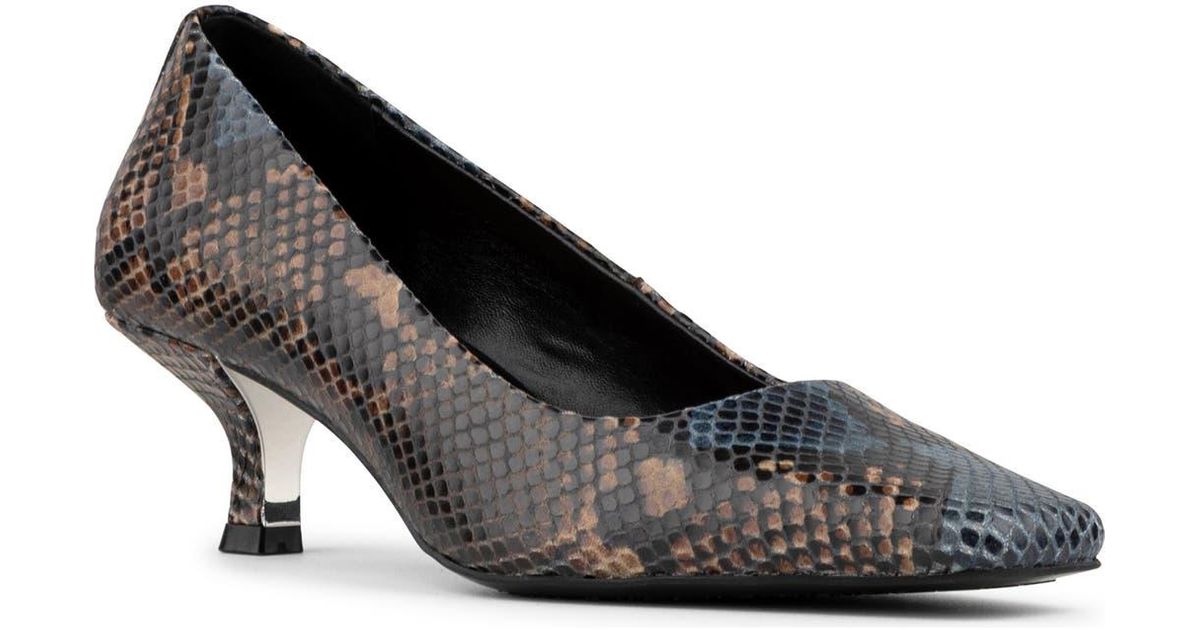 Donald J Pliner Kimbra Square Toe Pump in Black | Lyst