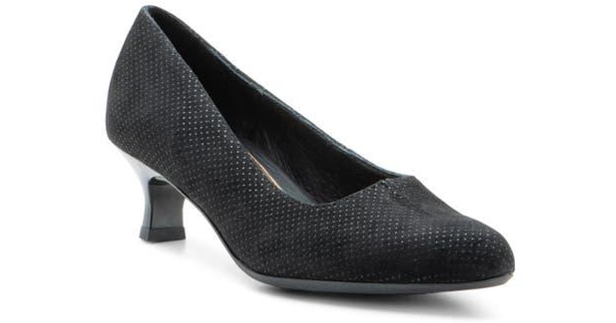 Ara Kit Kitten Heel Pump in Black | Lyst