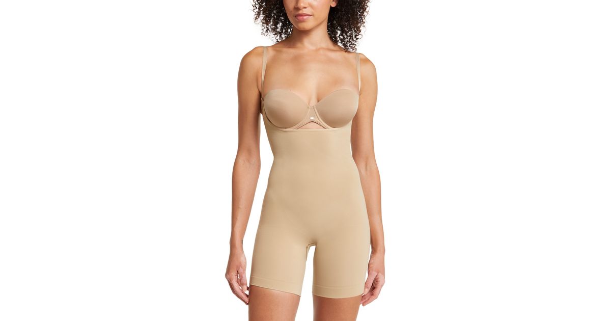 Skims Butt Enhancing Open Bust Bodysuit in Natural | Lyst Skims Butt Enhancing Open Bust Bodysuit in Natural | Lyst