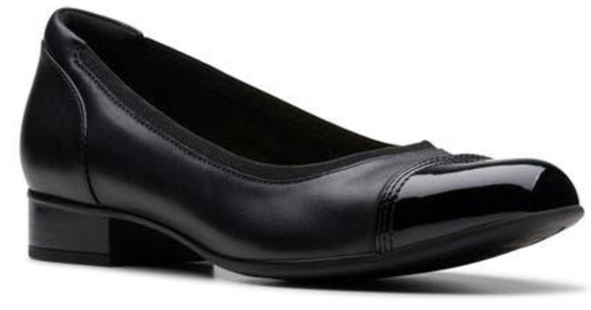 Clarks Krystine May Cap Toe Pump in Black | Lyst