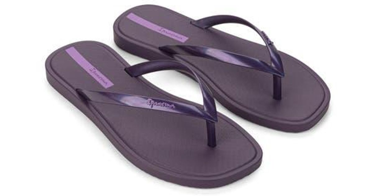 Ipanema Solar Color Flip Flop in Purple | Lyst