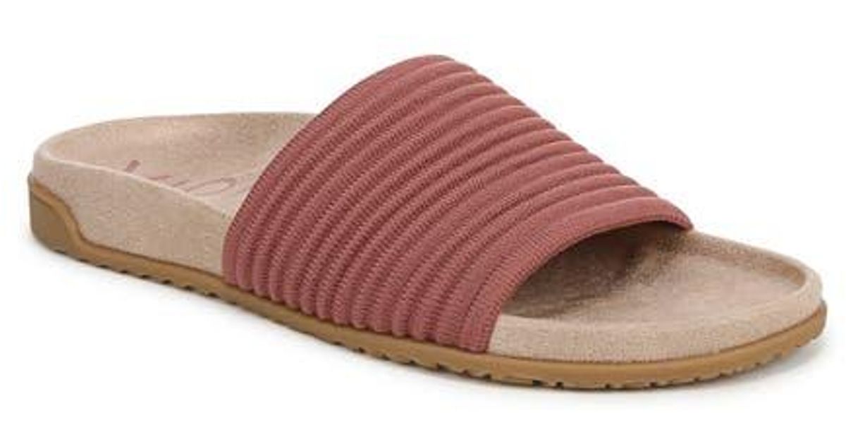 Vionic Evie Slide Sandal in Brown | Lyst
