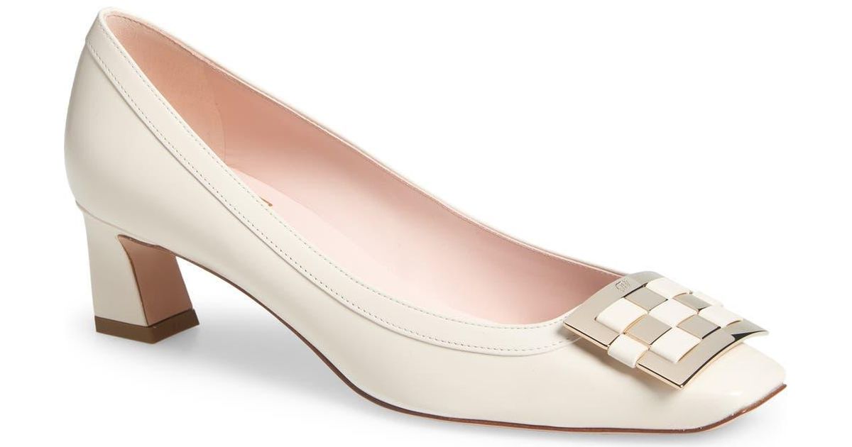 Roger Vivier Trompette Pump in Pink | Lyst