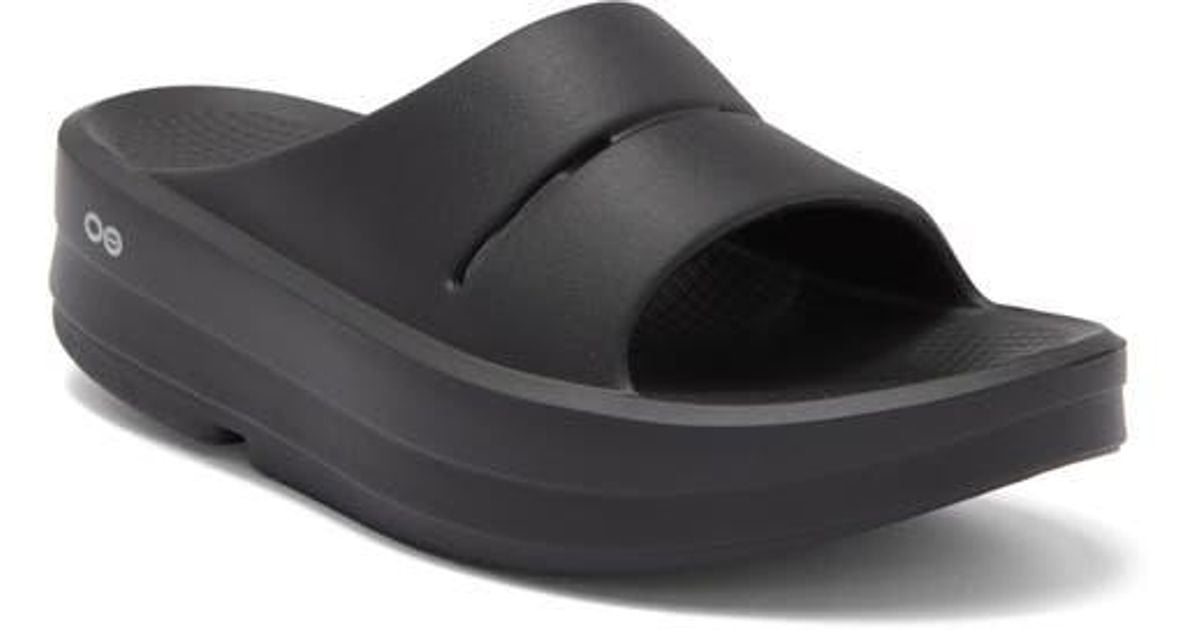 Oofos Omega Slides