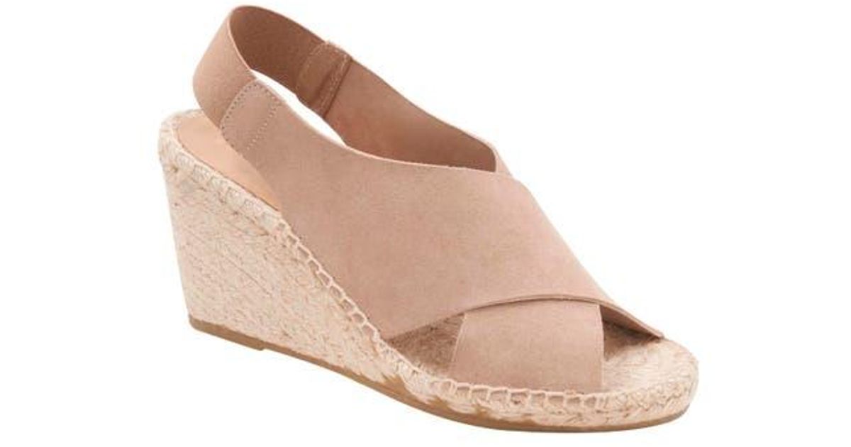 Andre Assous Figaro Slingback Wedge Sandal in Pink | Lyst