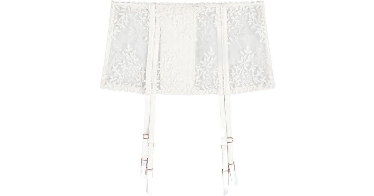 Huit Amoureuse Lace Garter Belt in White | Lyst