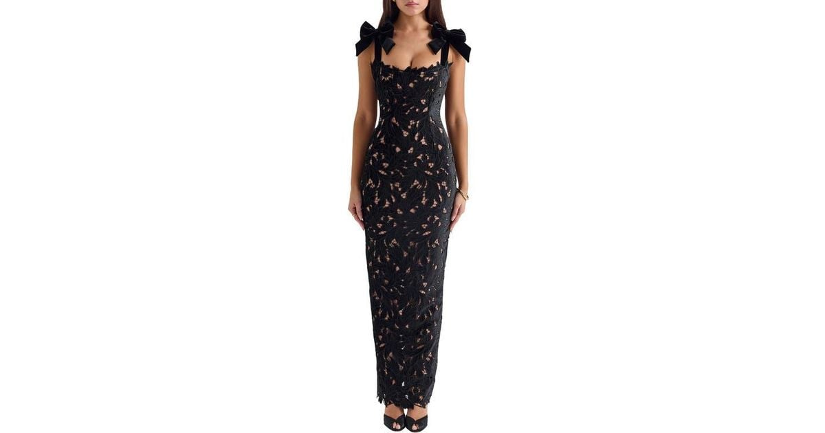 House Of Cb Tiff Velvet Lace Body-Con Gown in Black | Lyst