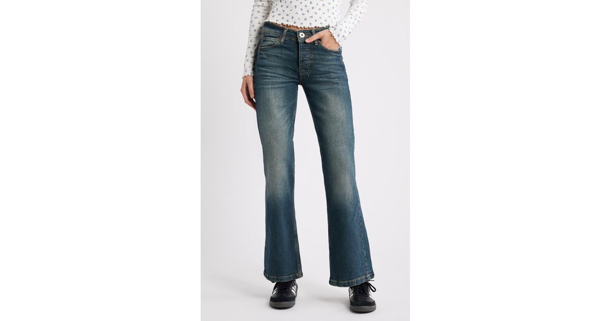 BDG Teo Low Rise Relaxed Bootcut Jeans in Blue | Lyst