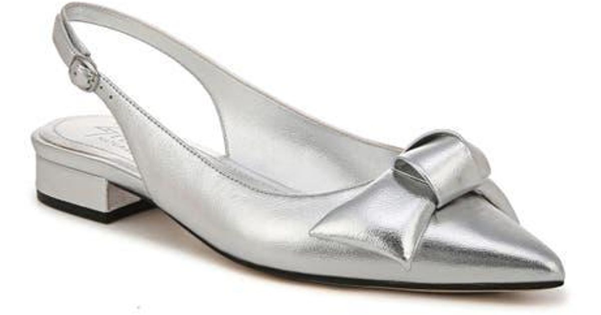 27 EDIT Naturalizer Shine Bow Pointed Toe Flat in White | Lyst