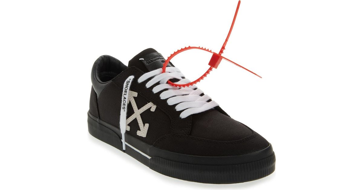 Off-White c/o Virgil Abloh New Vulcanized Low Sneaker in Black for Men ...