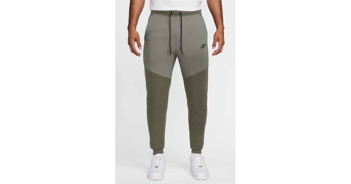 Nike Tech Fleece Joggers in Gray for Men | Lyst