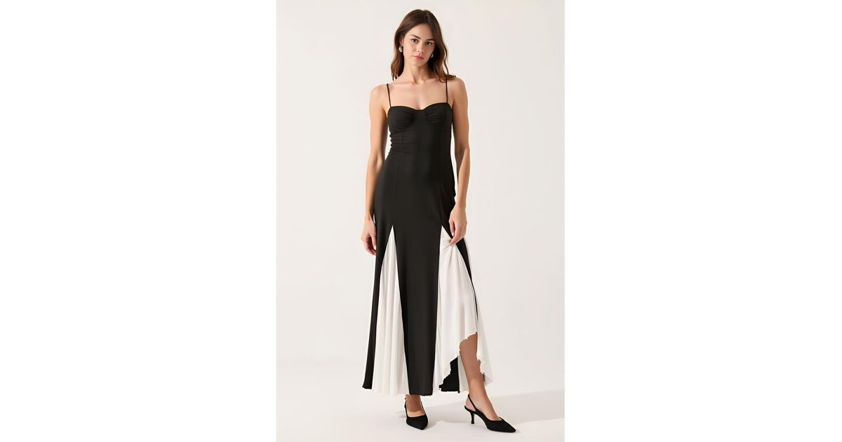 Modenaire Spaghetti Strap Bustier Maxi Dress With Pleated Contrast ...