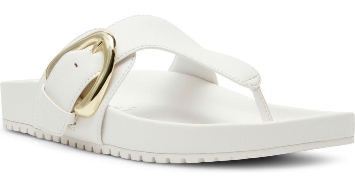 Anne Klein Dainty Flip Flop in White | Lyst