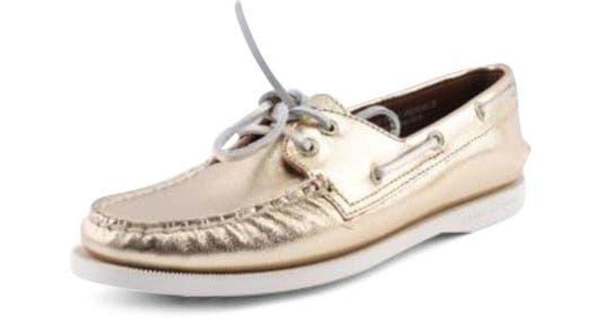 Sperry Top-Sider Authentic Original 2-Eye Boat Shoe in White | Lyst