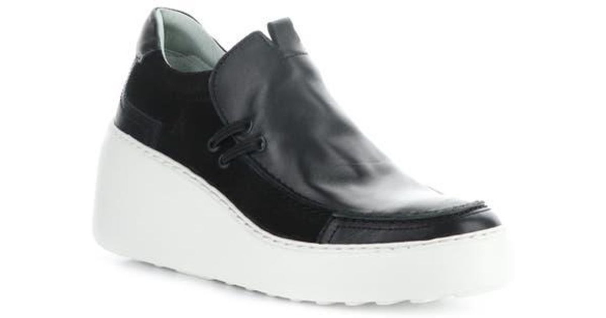 Fly London Davy Platform Wedge Sneaker in White | Lyst