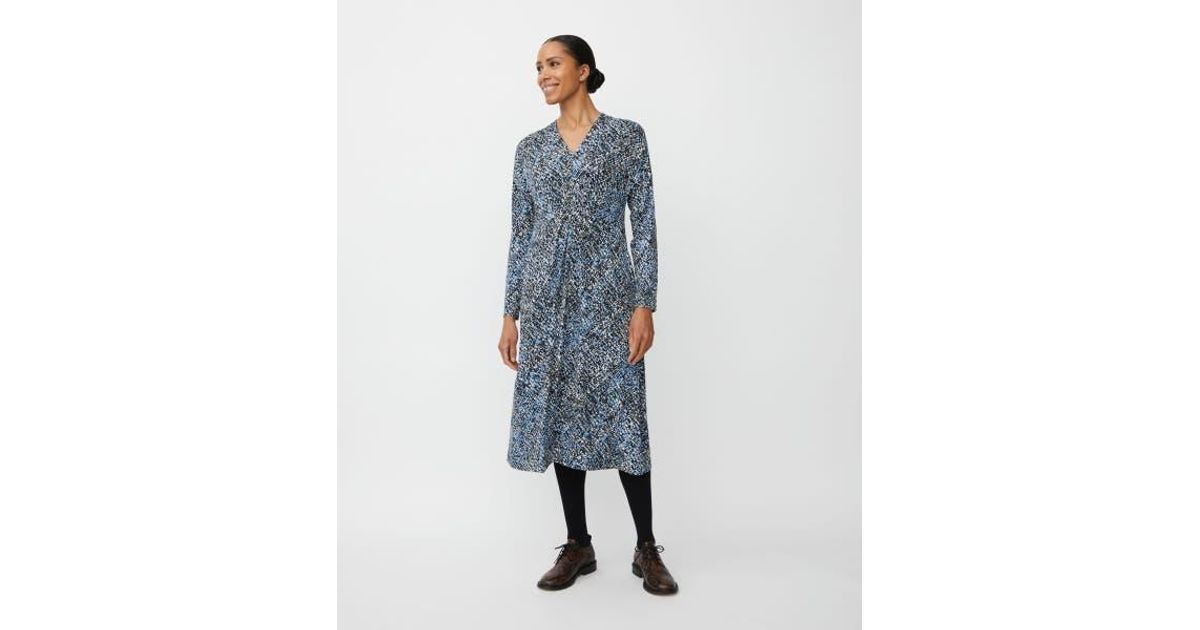 Masai Maotobia Fitted Graphic Print Dress in Blue | Lyst