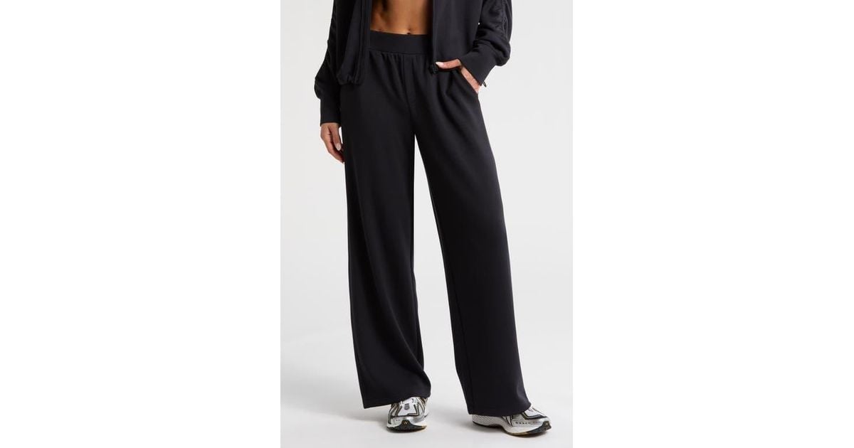 Zella Ultra Soft High Waist Straight Leg Pants in Black | Lyst