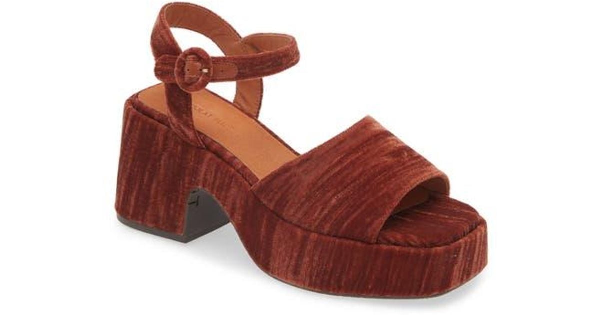 Chocolat Blu Helga Platform Sandal in Red | Lyst