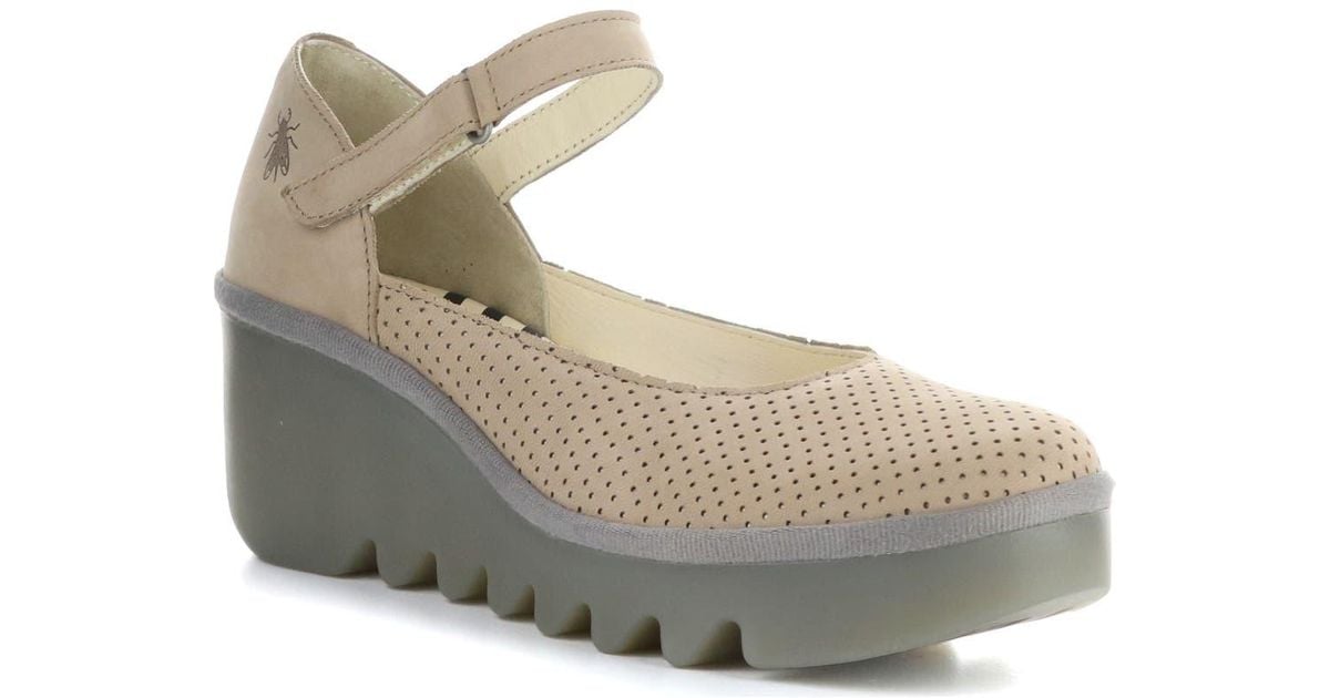 Fly London Bawa Platform Wedge Pump in Gray | Lyst