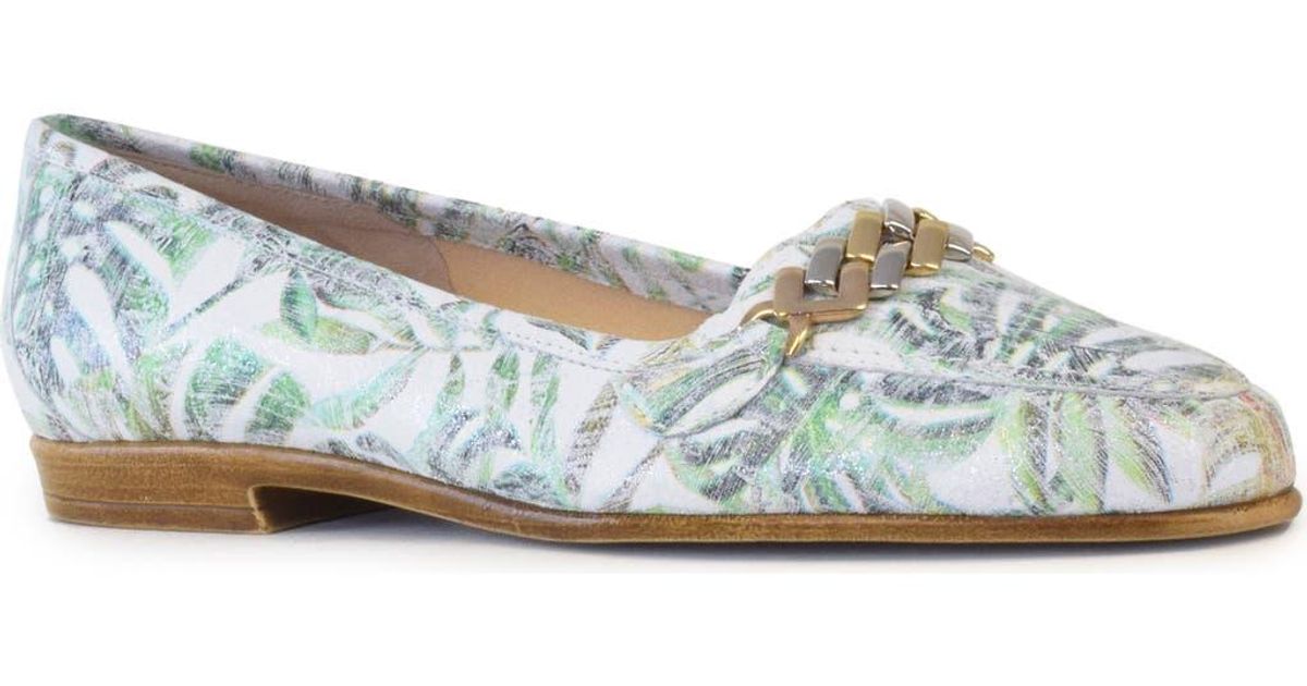 Amalfi by Rangoni Oste Loafer in White | Lyst